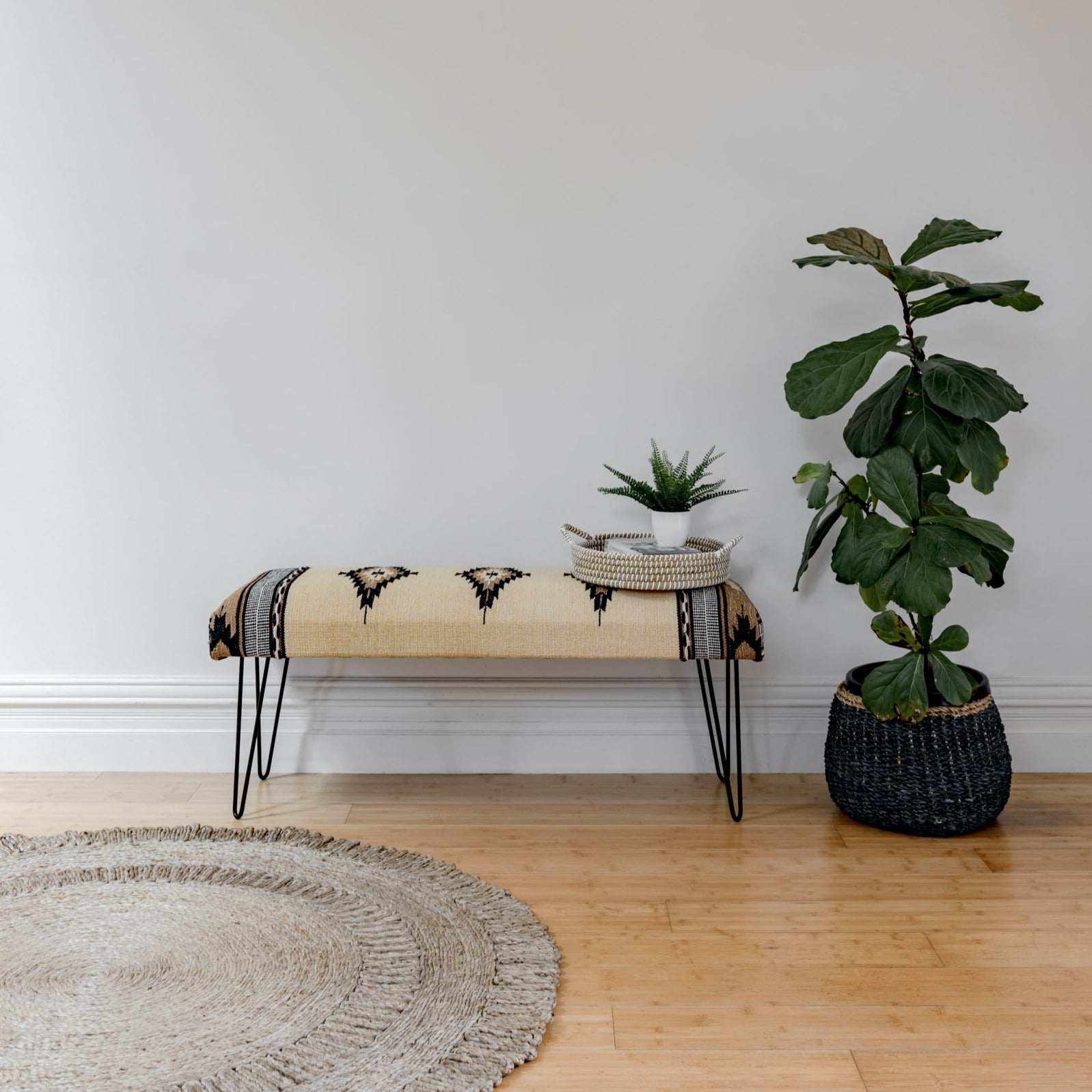 Pin leg bench store